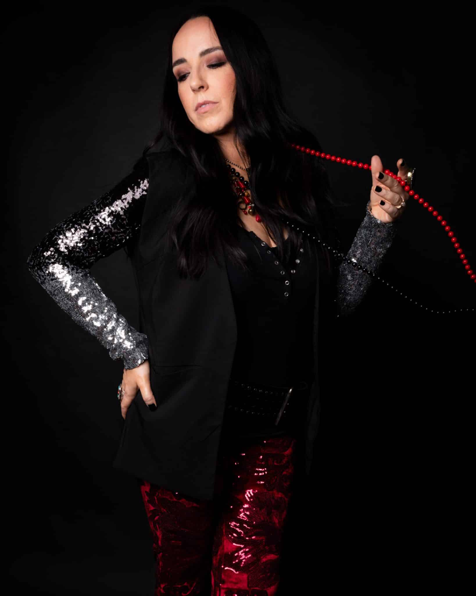 Photos – Rebecca Lynn Howard